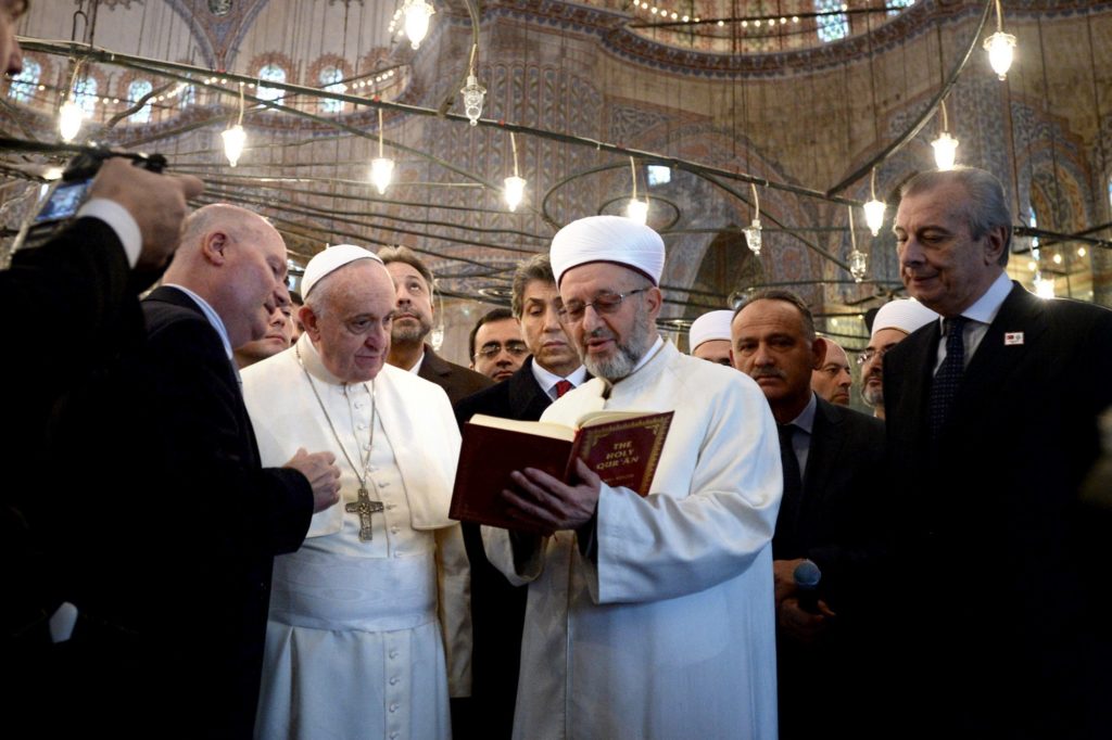 Respecting others’ view is the way out - Rabwah Times